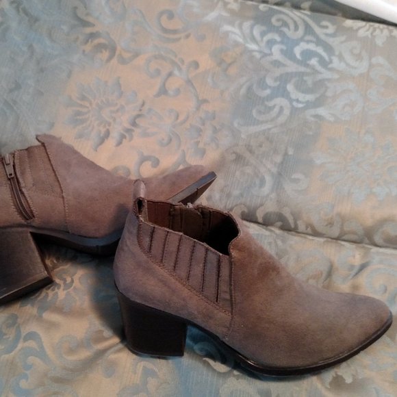 Candie's | Shoes | Candies Tan Suede Ankle Boots With 3 Inch Heel Size ...